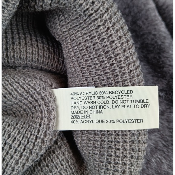 Vuori | Accessories | Grey Waffle Knit Beanie Hat Cuffable Unisex ...